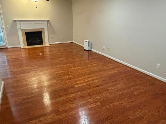 2 Br, 3 bath, Townhouse/Brownstone/RowHouse 31 Magnolia Glen Ln