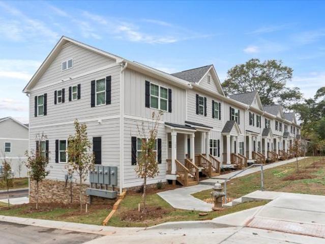 2 Br, 3 bath, Townhouse/Brownstone/RowHouse 354 Arch Street