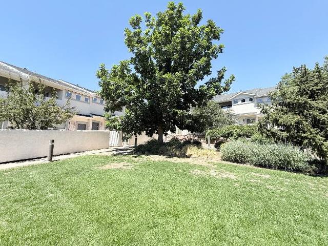 2 Br, 3 bath, Townhouse/Brownstone/RowHouse 4376 Prestige Pt