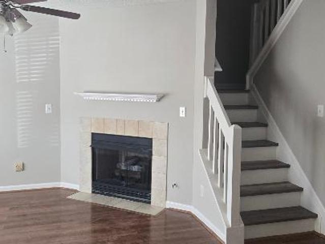 2 Br, 3 bath, Townhouse/Brownstone/RowHouse 4314 Carlys Way