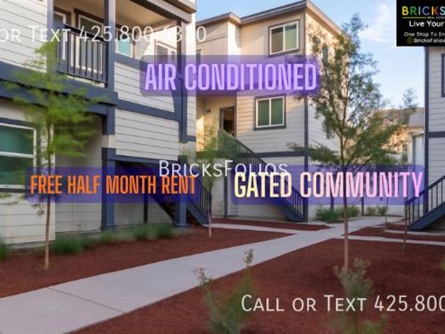 2 Br, 3 bath, Townhouse/Brownstone/RowHouse 4318 S Puget Sound Ave