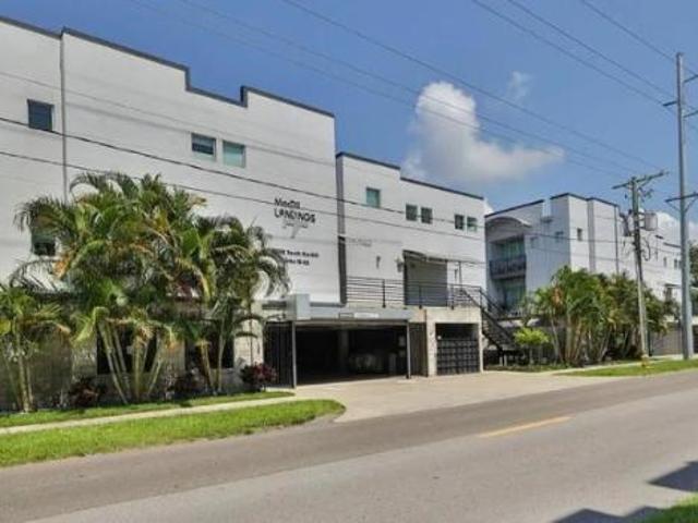 2 Br, 3 bath, Townhouse/Brownstone/RowHouse 5008 South Macdill