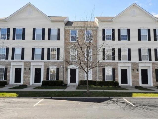 2 Br, 3 bath, Townhouse/Brownstone/RowHouse 5261 Berthold Pass Drive