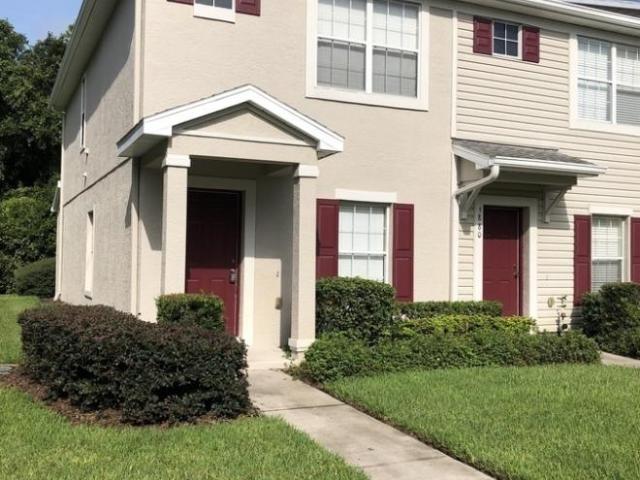 2 Br, 3 bath, Townhouse/Brownstone/RowHouse 5878 Fishhawk Ridge Dr