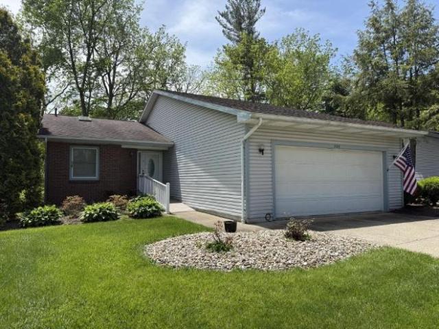 2 Br, 3 bath, Townhouse/Brownstone/RowHouse 596 Forest Creek Dr