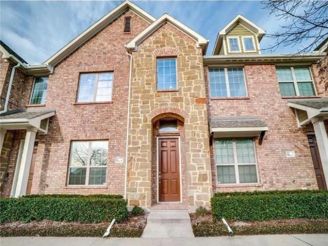 2 Br, 3 bath, Townhouse/Brownstone/RowHouse 620 S Greenville Ave