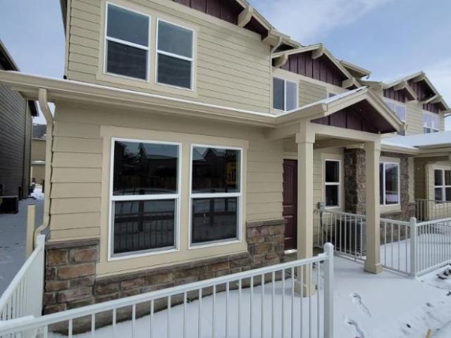 2 Br, 3 bath, Townhouse/Brownstone/RowHouse 6461 Old Glory Dr