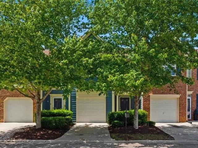 2 Br, 3 bath, Townhouse/Brownstone/RowHouse 6411 Silvertide Way