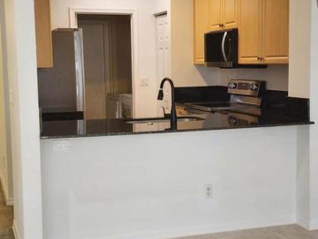 2 Br, 3 bath, Townhouse/Brownstone/RowHouse 6909 Blue Skies Drive