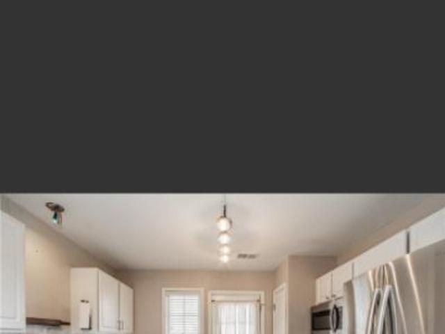 2 Br, 3 bath, Townhouse/Brownstone/RowHouse 7138 Tom Castain Ln