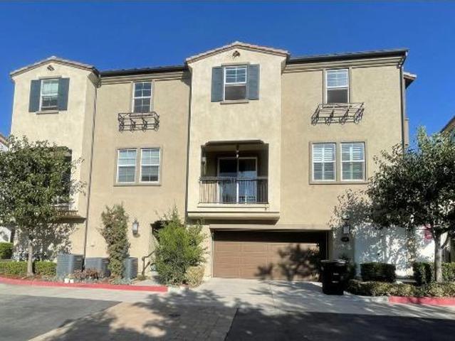 2 Br, 3 bath, Townhouse/Brownstone/RowHouse 812 South Gladys Avenue