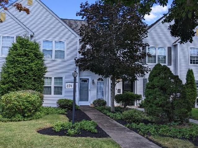 2 Br, 3 bath, Townhouse/Brownstone/RowHouse 891 Sturbridge Ln