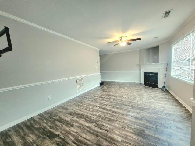 2 Br, 3 bath, Townhouse/Brownstone/RowHouse 900 Spring Forest Rd