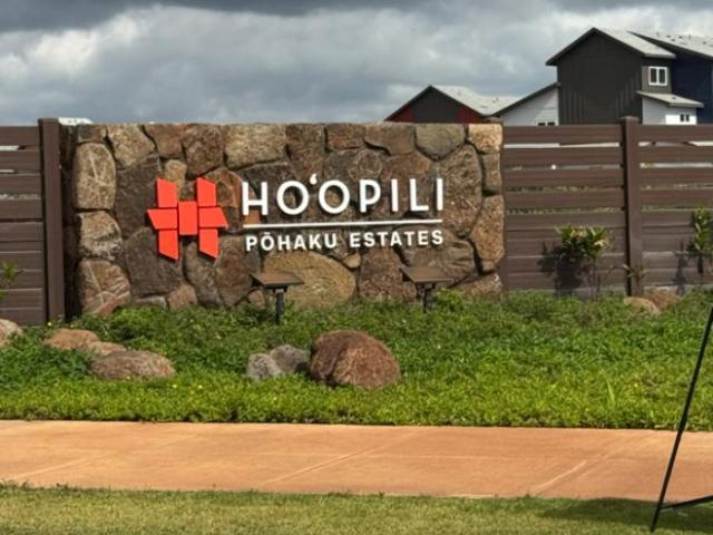2 Br, 3 bath, Townhouse/Brownstone/RowHouse 91 1170 Hoonaauao St