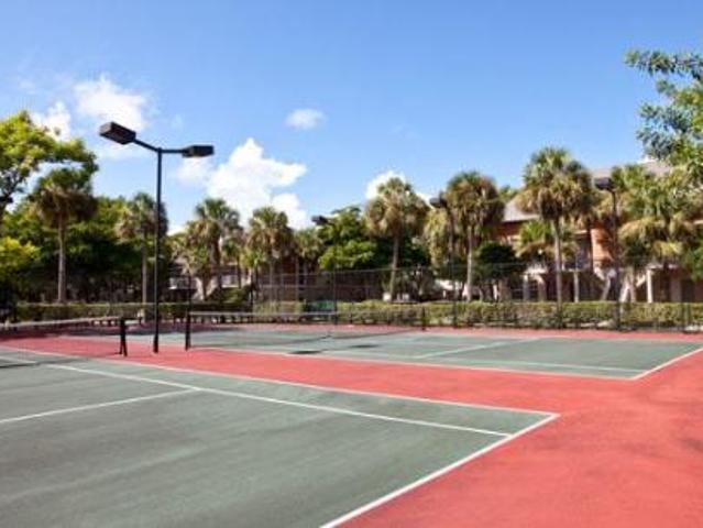 2 Br, 3 bath, Apartment 10000 Reflections Blvd