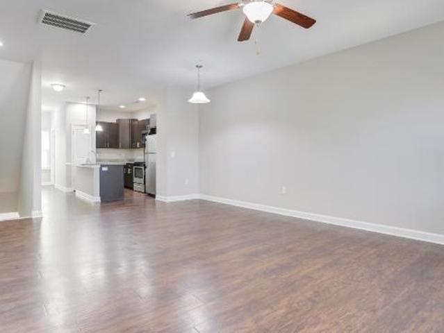 2 Br, 3 bath, Apartment 11945 Crooked Stick Pl