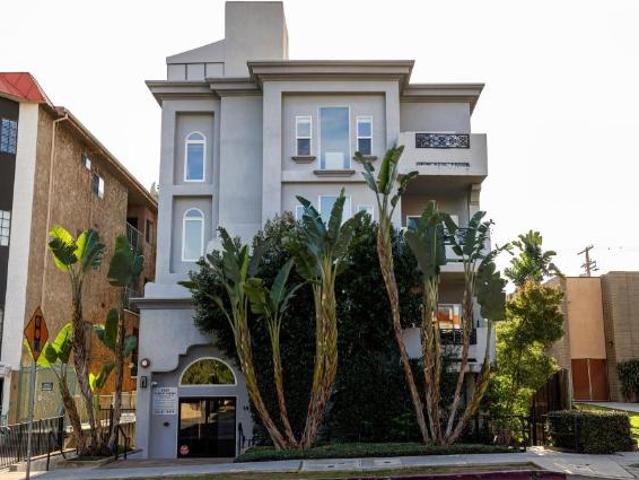 2 Br, 3 bath, Apartment 1433 Federal Ave