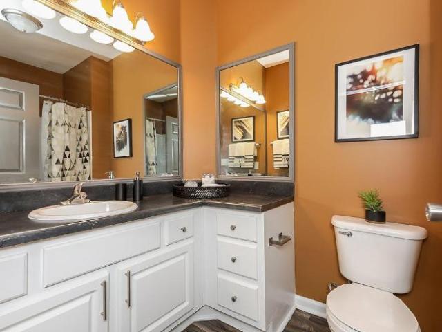 2 Br, 3 bath, Apartment 1925 Old 41 Highway NW