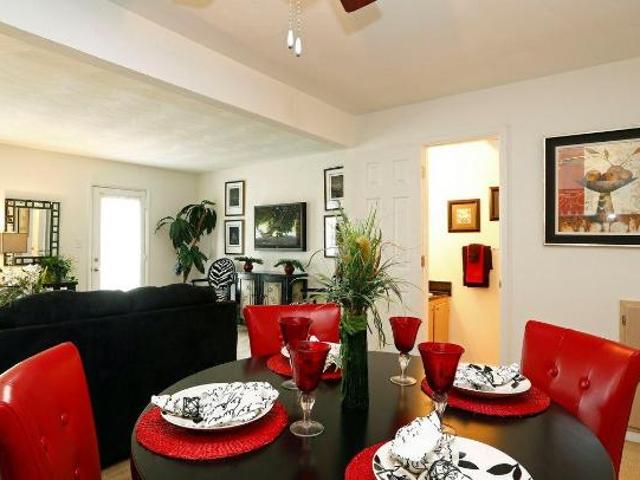 2 Br, 3 bath, Apartment 201 Fantail Ln
