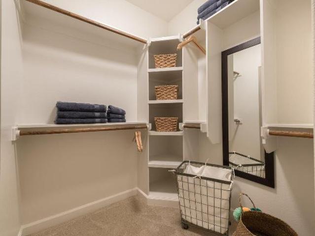 2 Br, 3 bath, Apartment 4921 White Settlement Rd