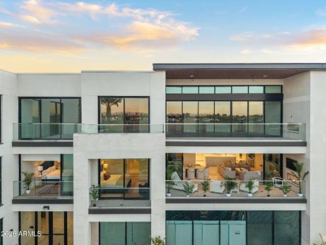 2 Br, 3 bath, Apartment 6587 North Palmeraie Boulevard