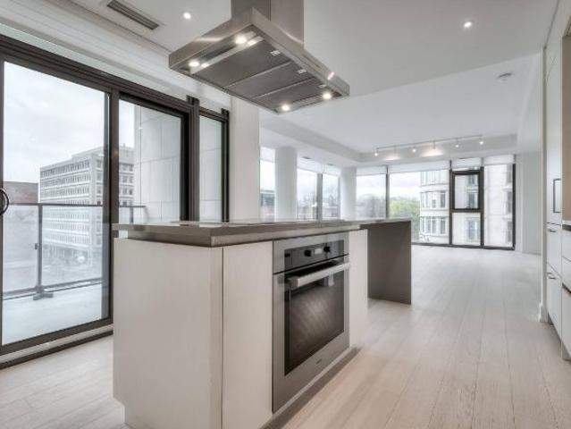 2 Br, 3 bath, Apartment 6 Jackes Ave