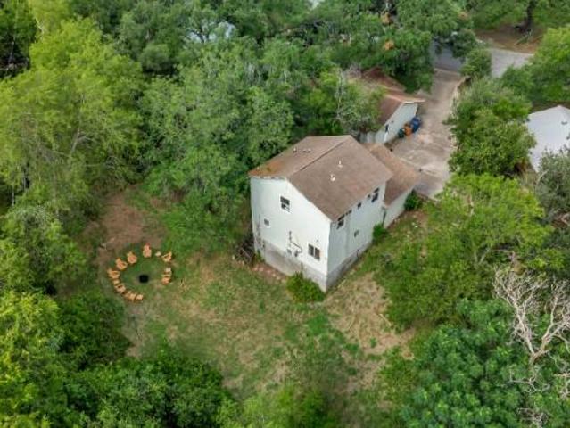 2 Br, 3 bath, Condo 4603 Lennox Dr