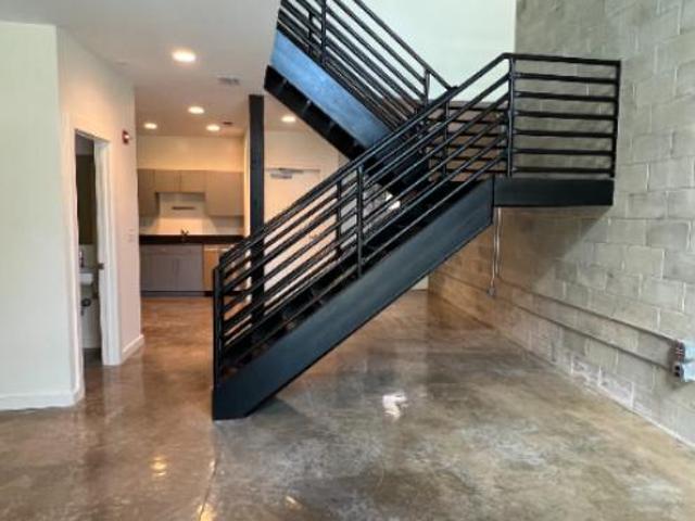 2 Br, 3 bath, Condo 5008 S Macdill Ave