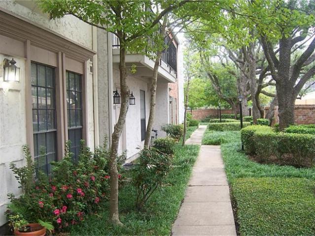 2 Br, 3 bath, Condo 5342 Brownway Street