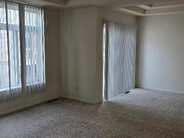2 Br, 3 bath, Condo 620 SW 155th St