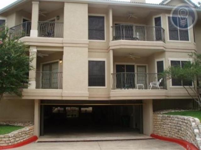 2 Br, 3 bath, Condo 8107 Mesa Dr