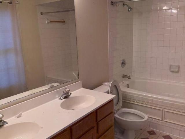 2 Br, 3 bath, Condo 904 Martell Ct