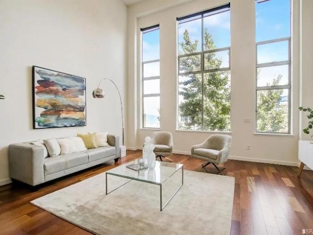 2 Br, 3 bath, Condo 950 Harrison St