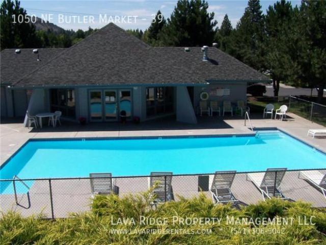 2 Br, 3 bath, Condo 1050 NE Butler Market