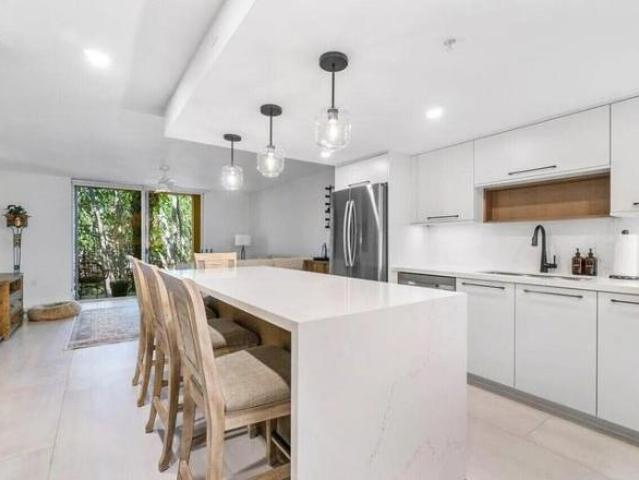 2 Br, 3 bath, Condo 1100 Scotia Drive