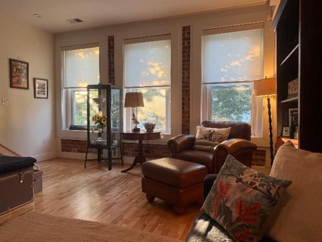 2 Br, 3 bath, Condo 1200 Monroe St NW
