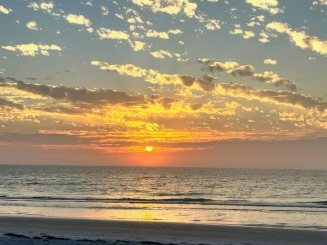 2 Br, 3 bath, Condo 1310 Gulf Blvd