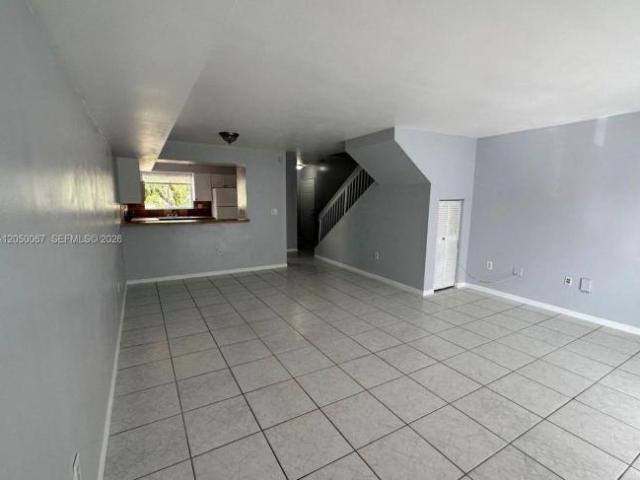 2 Br, 3 bath, Condo 14909 SW 80th St