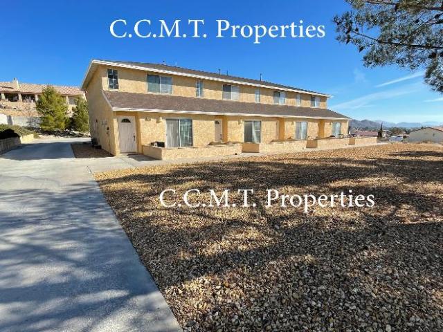 2 Br, 3 bath, Condo 16359 Siskiyou Rd