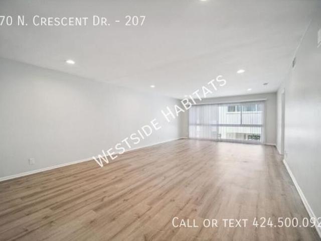 2 Br, 3 bath, Condo 170 N Crescent Dr