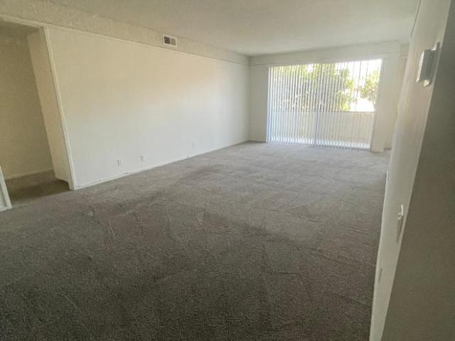 2 Br, 3 bath, Condo 1840 Fairburn Ave