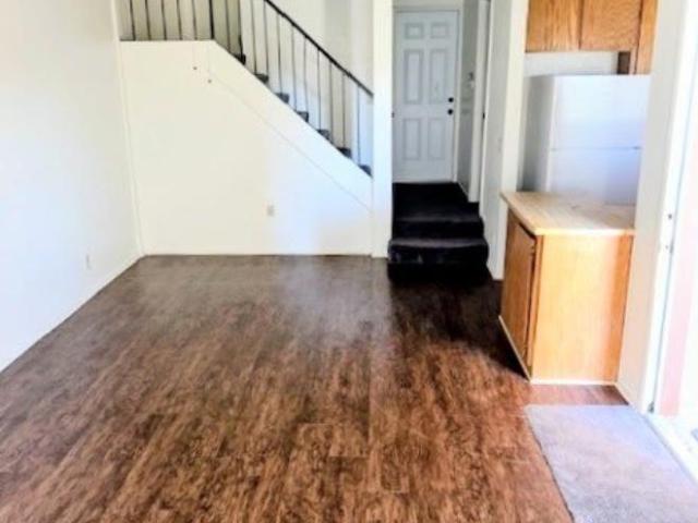 2 Br, 3 bath, Condo 18945 Allegheny Rd