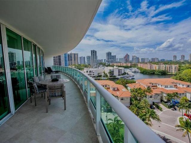2 Br, 3 bath, Condo 19955 NE 38th Ct