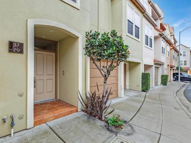 2 Br, 3 bath, Condo 29 Megan Drive