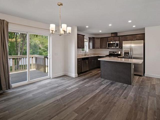 2 Br, 3 bath, Condo 29 Pedrick Ave