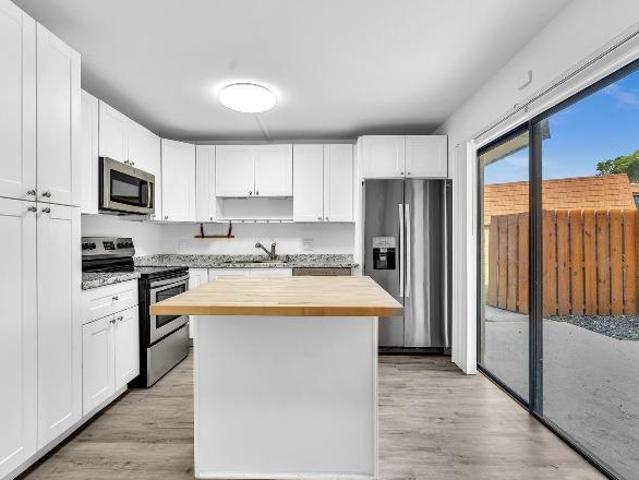 2 Br, 3 bath, Condo 3319 Spanish Wells Drive