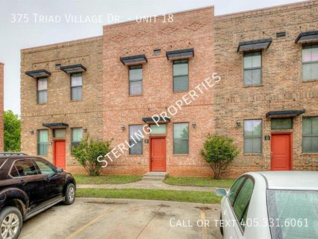 2 Br, 3 bath, Condo 375 Triad Village Dr