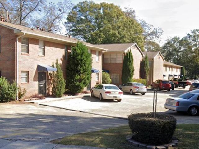 2 Br, 3 bath, Single Family Home 2259 Robin Lyn Ct