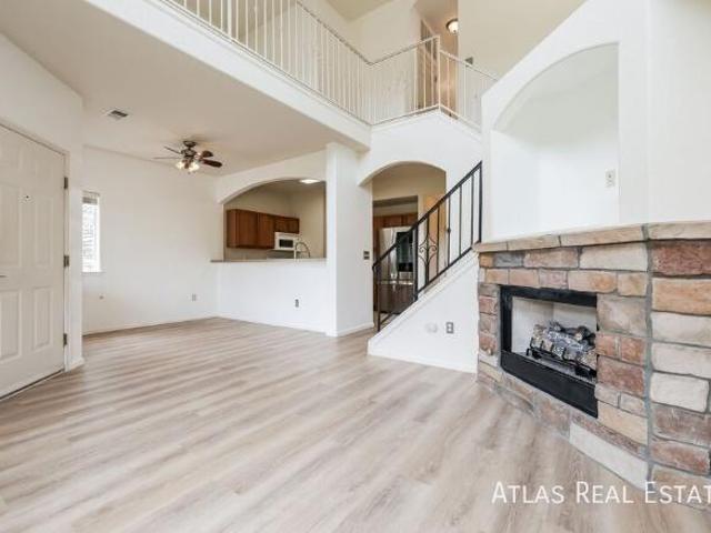 2 Br, 3 bath, Single Family 1405 S Chambers Road