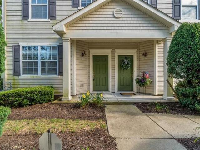 2 Br, 3 bath, Single Family 1483 Titchfield Drive